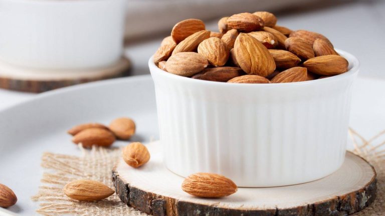 Beneficios De Comer Almendras En La Noche: Mejora Sueño 2024