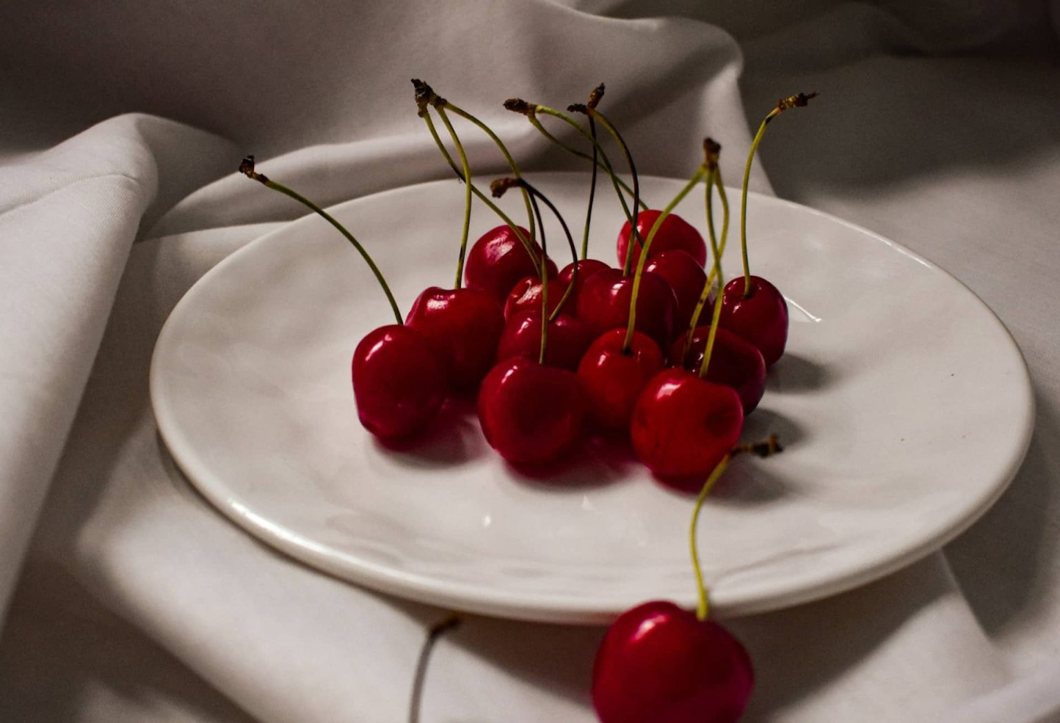 Variedades De Cerezas: Sabor, Tipos, Usos Y Beneficios 2024
