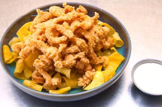 Ceviche Con Chicharron De Pota: 2025 Un Festín De Sabores